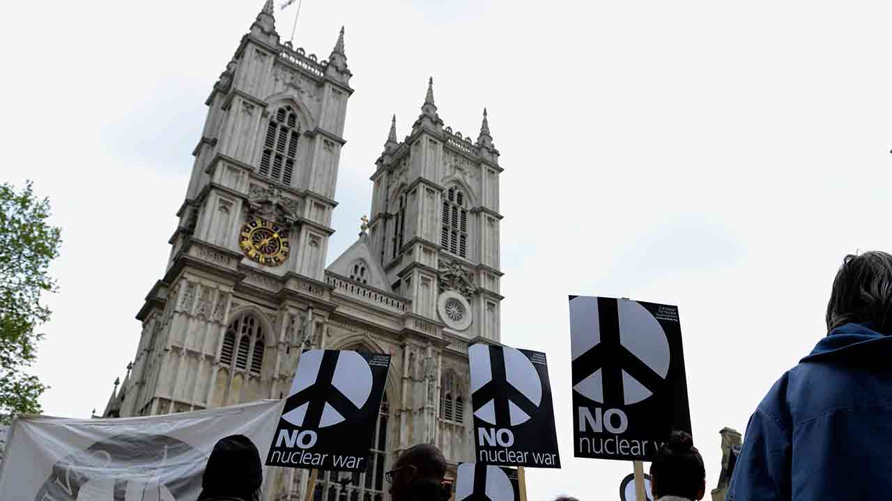 Prince William booed and jeered at Westminster Abby: “Morally repugnant ... Prince William booed and jeered at Westminster Abby: “Morally repugnant ...